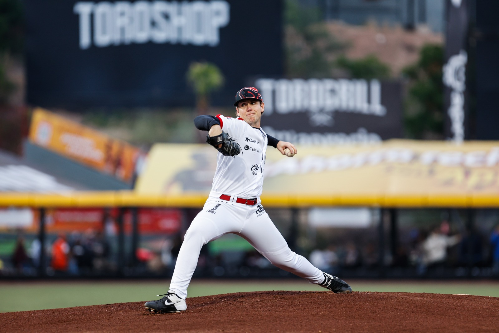 Toros de Tijuana regresó al Mobil Park para vencer 4-1 a Caliente de ...